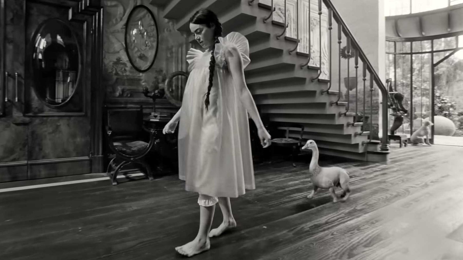 El vestuario de "Poor Things": Cuando los textiles narran su propia ...