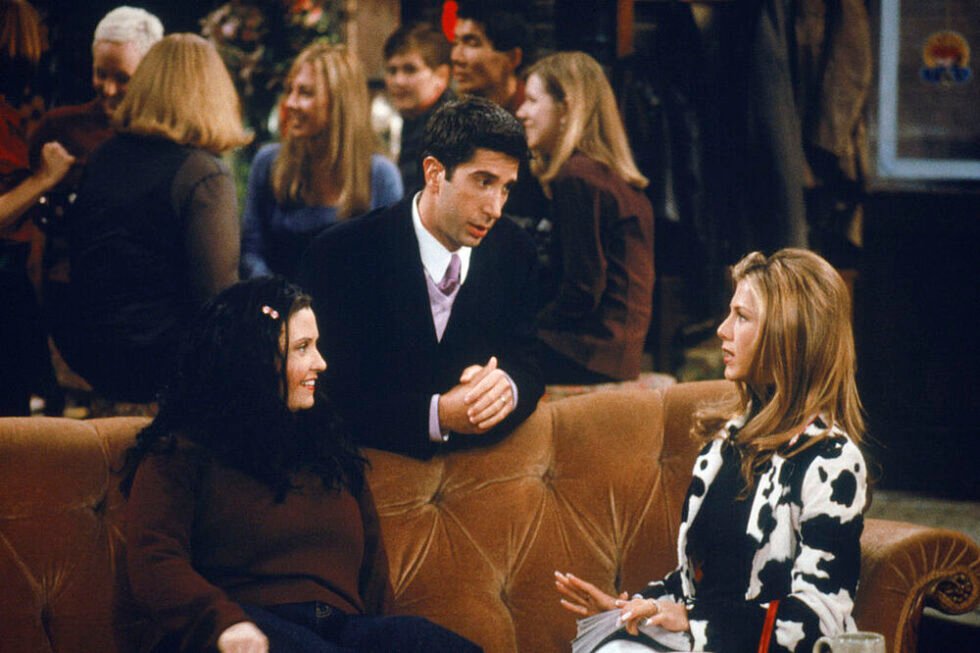 De Friends a Mean Girls: el estreno de “Desvestida” desnuda viejos ...